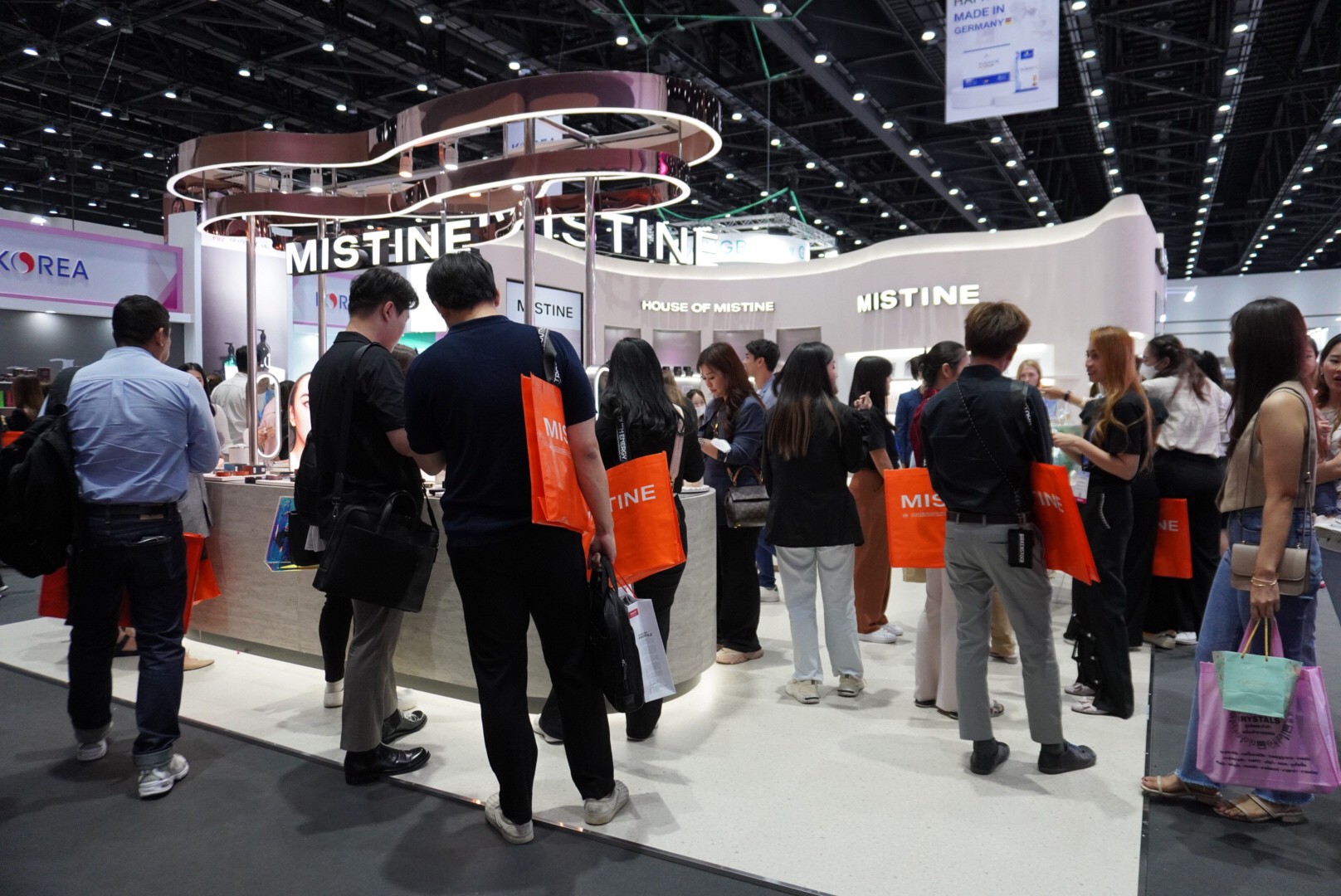 MISTINE รุกตลาดโลก โชว์นวัตกรรม-นิวส์โปรดักส์คุณภาพ พร้อมแสดงศักยภาพใน ...